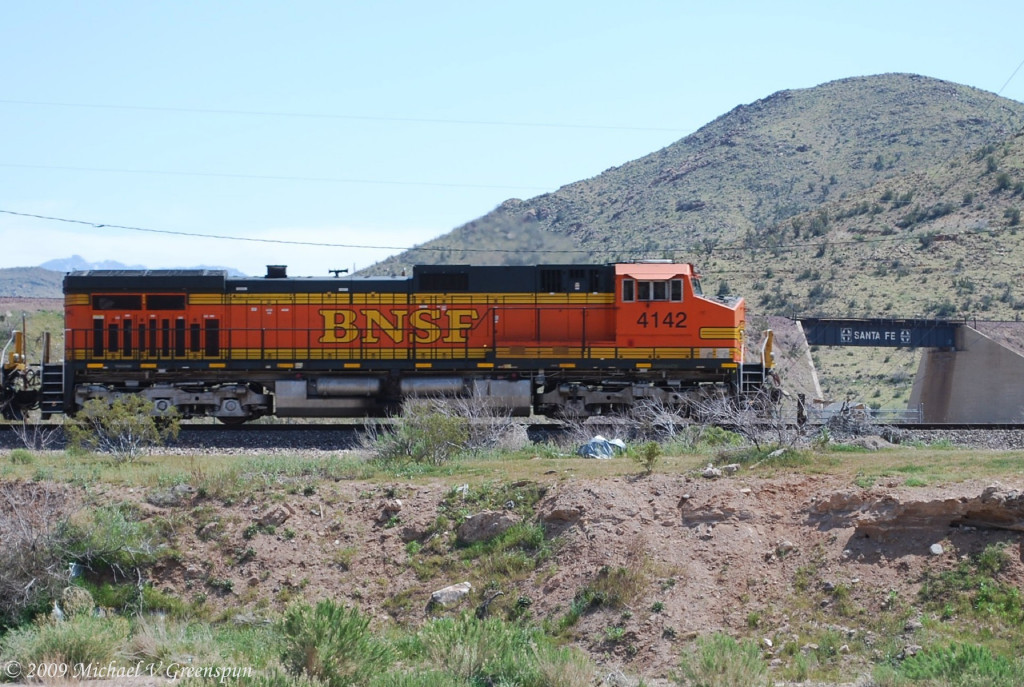BNSF 4142